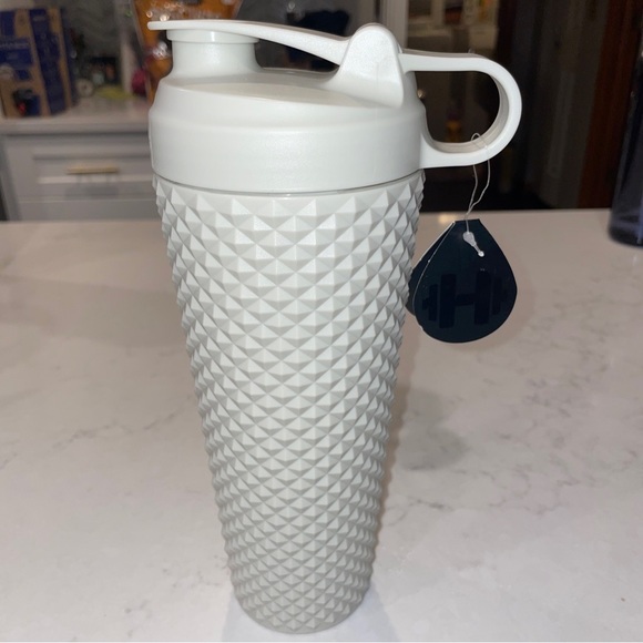 HydroJug | Dining | Hydro Jug Studded Exterior Stainless Steel Shkr ...